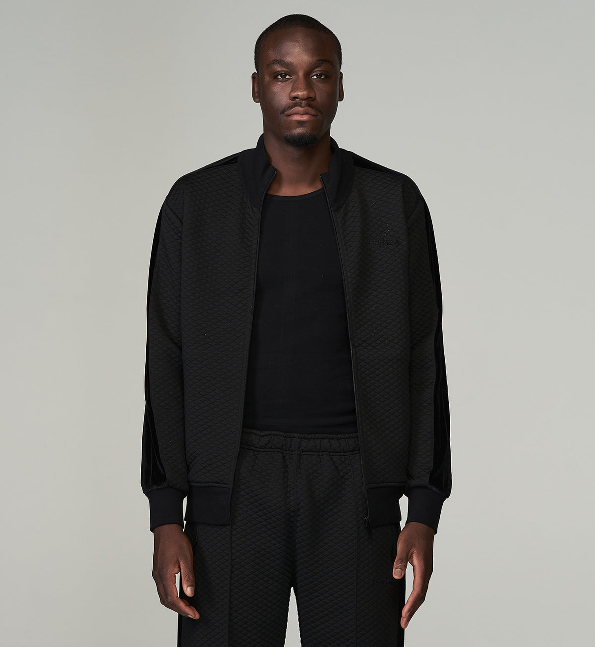 LOVE SCARS | OFFICIAL WEBSITE